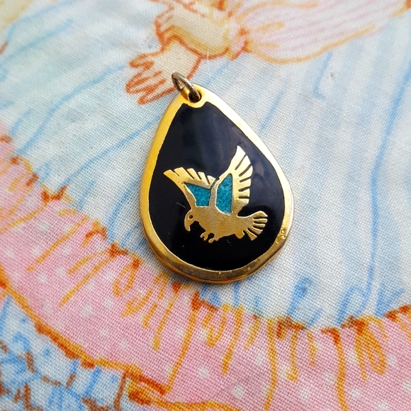 Accessories | Vintage Turquoise Chip Bird Pendant | Poshmark